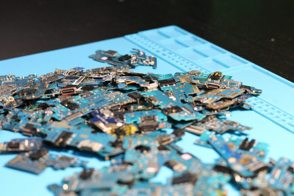 The Ethics of E-Waste: Why You Must Recycle Your Electronics
